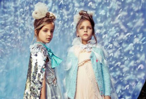 ‘World’s Most Beautiful Twins’ Are Now Famous Instagram Models | Popcornews